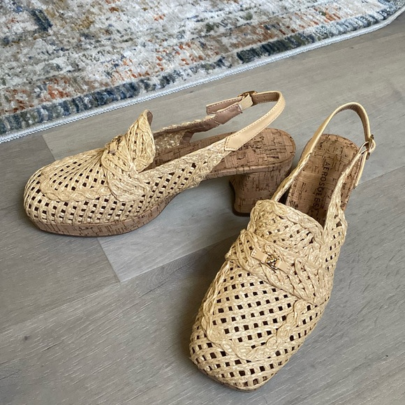 AEROSOLES | Shoes | Brand New Aerosoles Santiago Raffia Slingback Cork ...